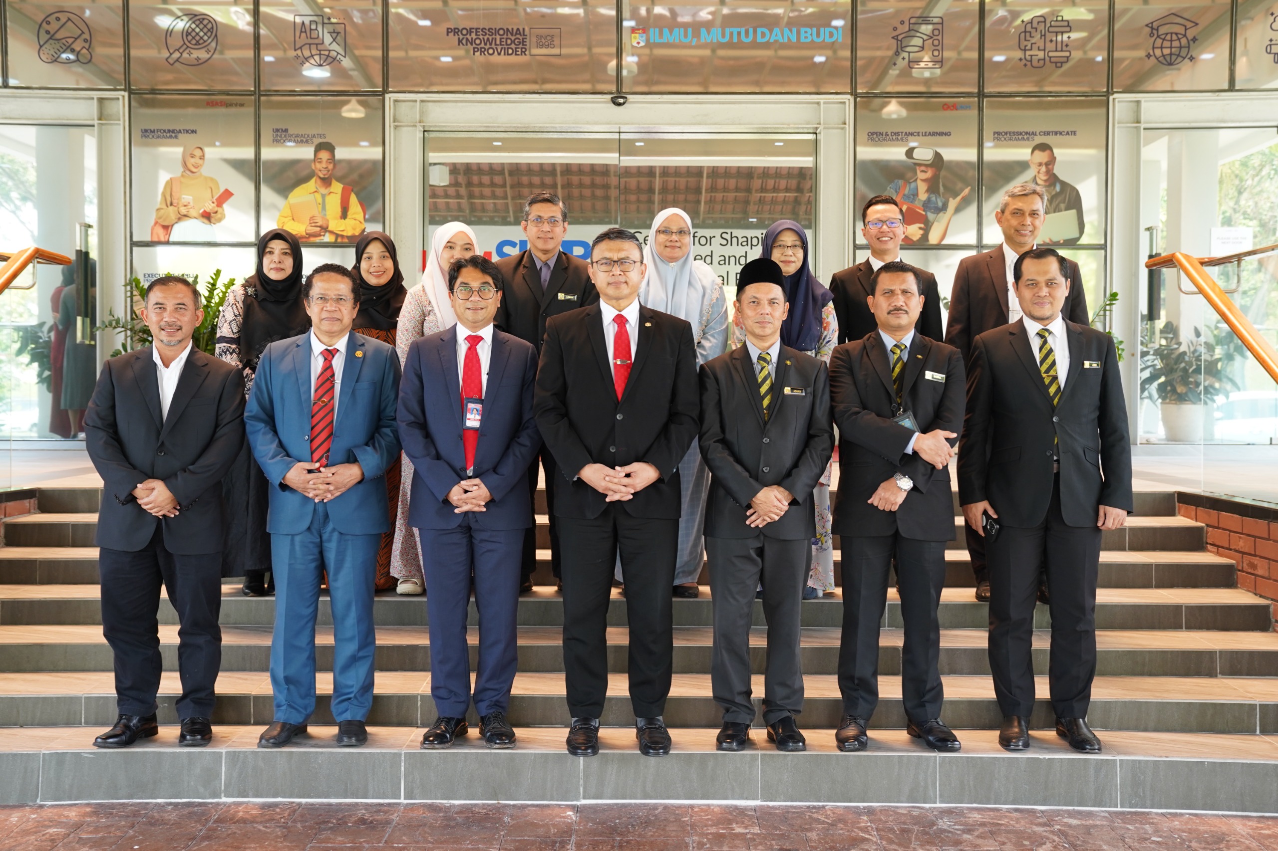 Perjanjian Kerjasama antara Universiti Kebangsaan Malaysia (UKM) dengan ...